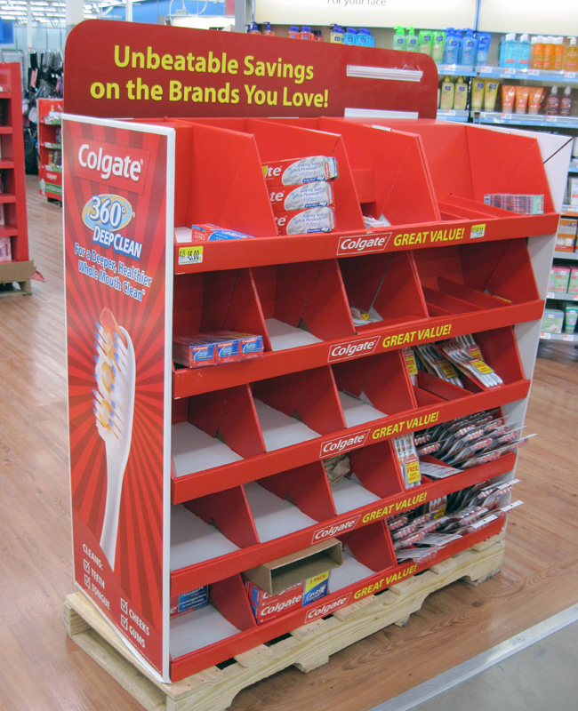 Popon | Image Gallery | Colgate 360 Deep Clean Pallet Display
