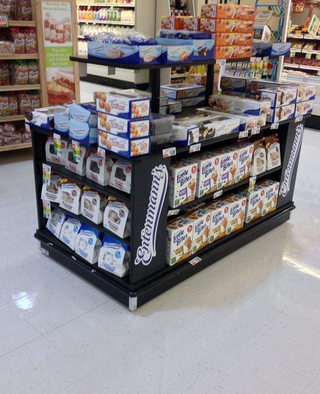 Popon | Image Gallery | Entenmann's Table Floor Display