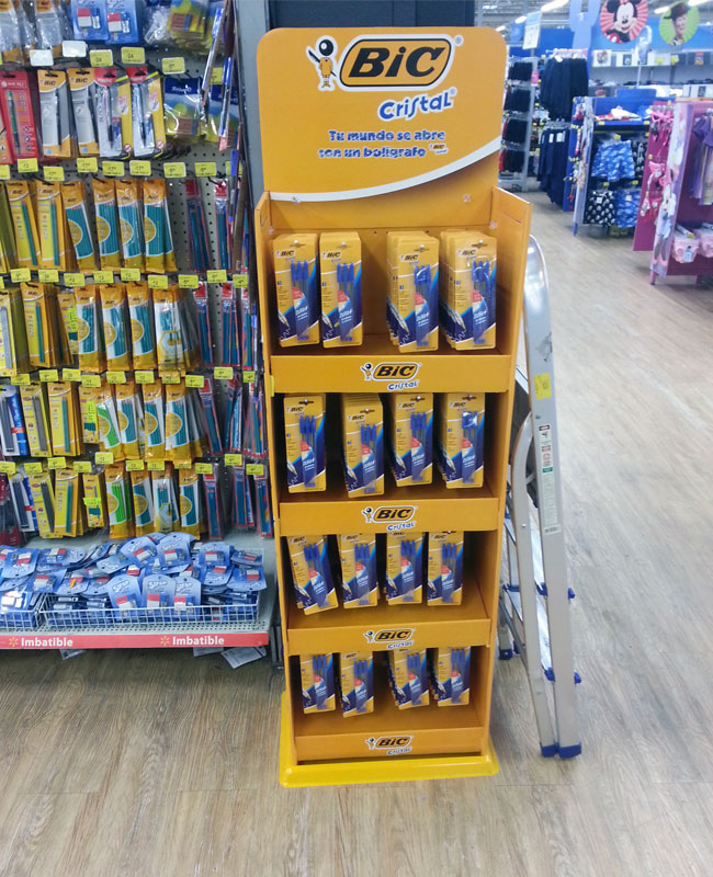Popon | Image Gallery | Bic Cristal Floor Display
