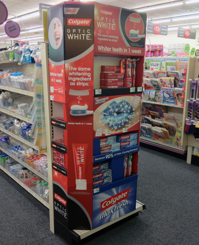 Popon | Image Gallery | Colgate Max Fresh End Cap Display