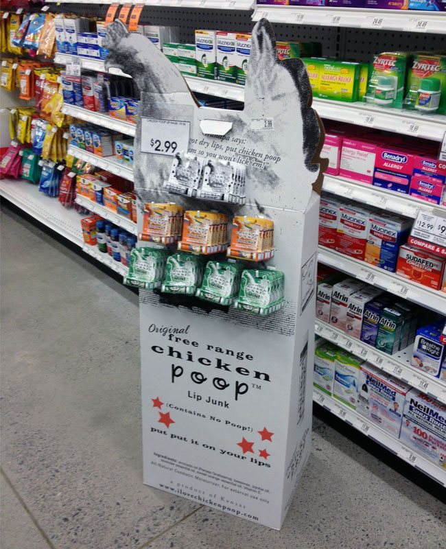 Popon | Image Gallery | Chicken Poop Lip Junk Display