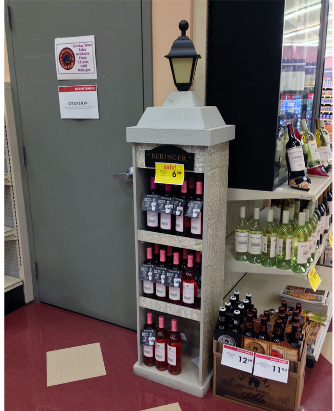 Popon | Image Gallery | Beringer Wine Floor Display
