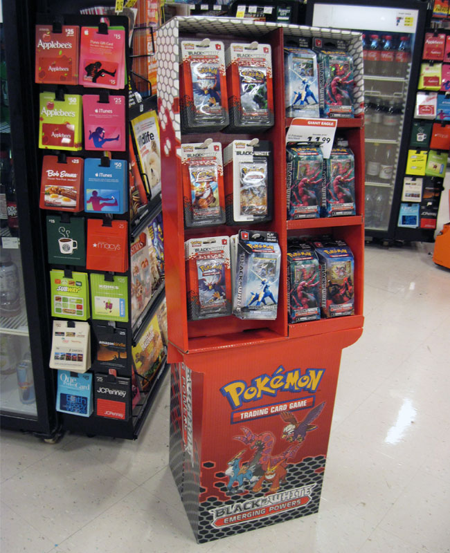 Popon | Image Gallery | Pokemon Trading Card Floor Display