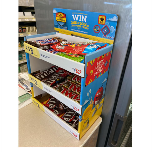 Popon | Image Gallery | Giant Gumball Machine Floor Display