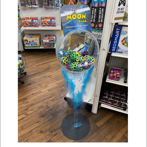 Popon | Image Gallery | Giant Gumball Machine Floor Display