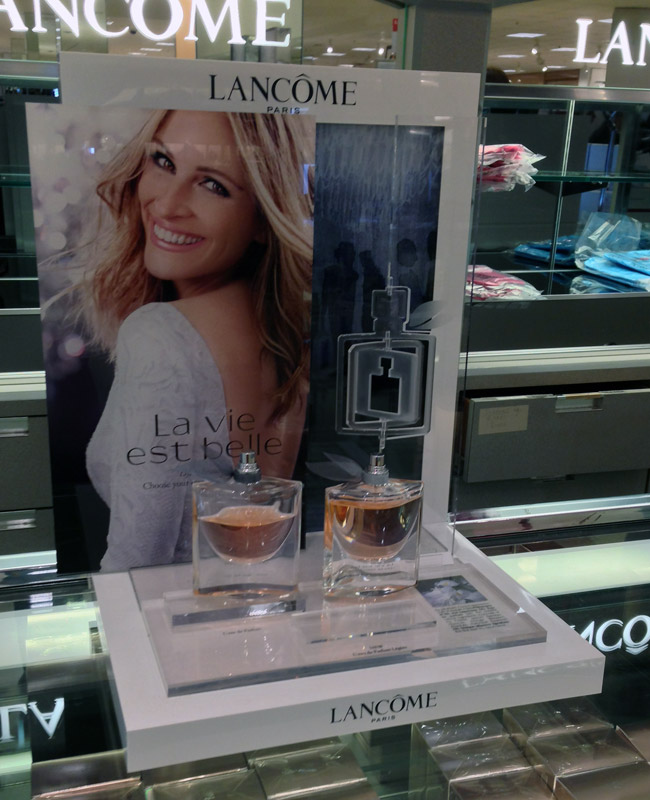 Popon | Image Gallery | Lancome Est Belle Counter Display