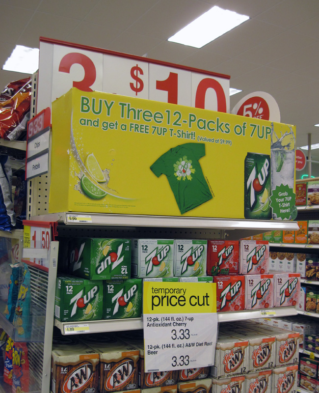 Popon | Image Gallery | 7UP Free T Shirt Shelf Signage