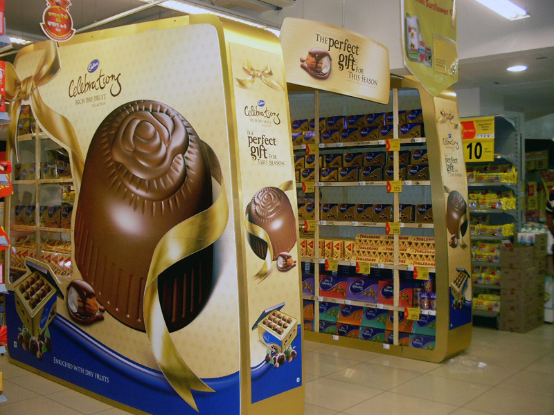 Popon | Image Gallery | Cadbury Celebrations Walk-Through Display
