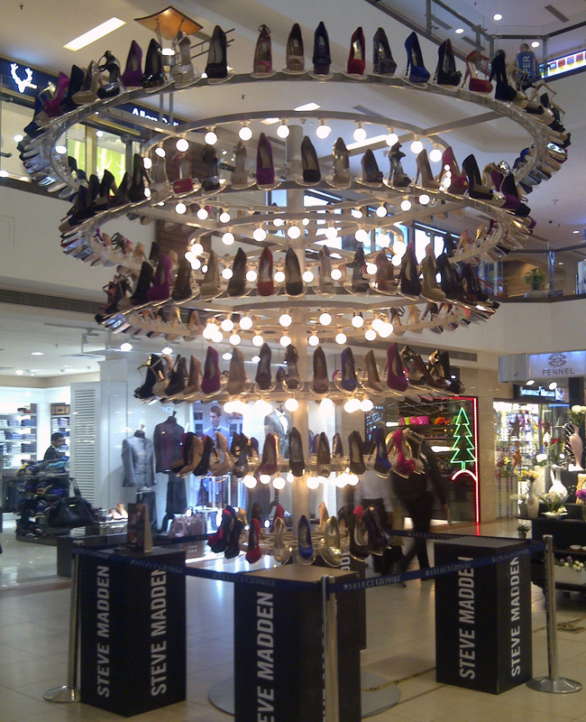 Popon | Image Gallery | Steve Madden Shoe Chandelier