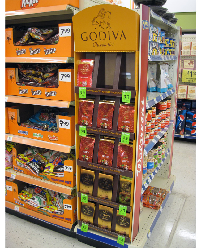Popon | Image Gallery | Godiva Individually Wrapped Side Kick Display