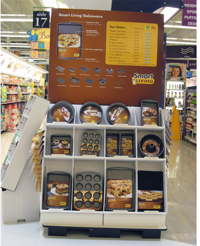 Popon | Image Gallery | Smart Living Bakeware End Cap Display
