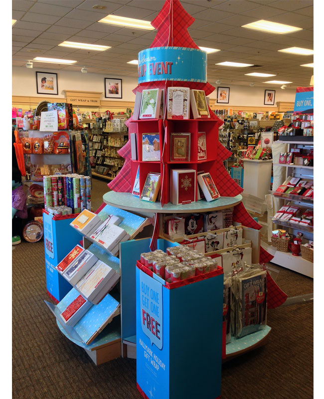 Popon | Image Gallery | Hallmark BOGO Table Tree Holiday Display